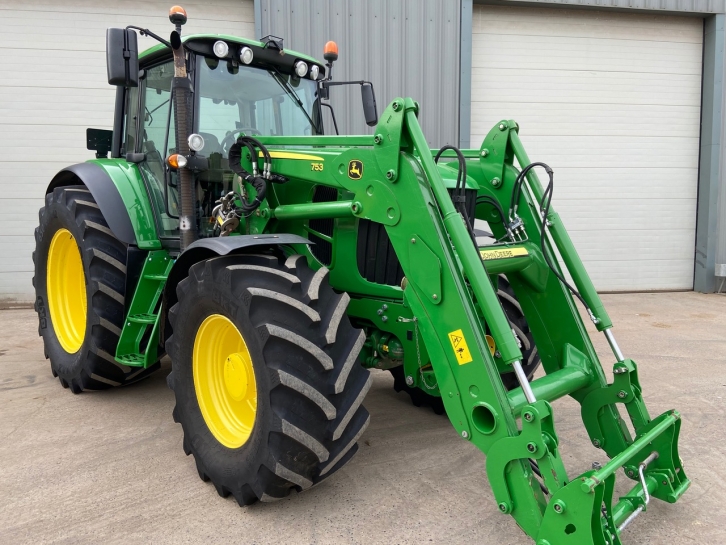 Parris Tractors Ltd - new and used tractors, combines, harvesters and ...